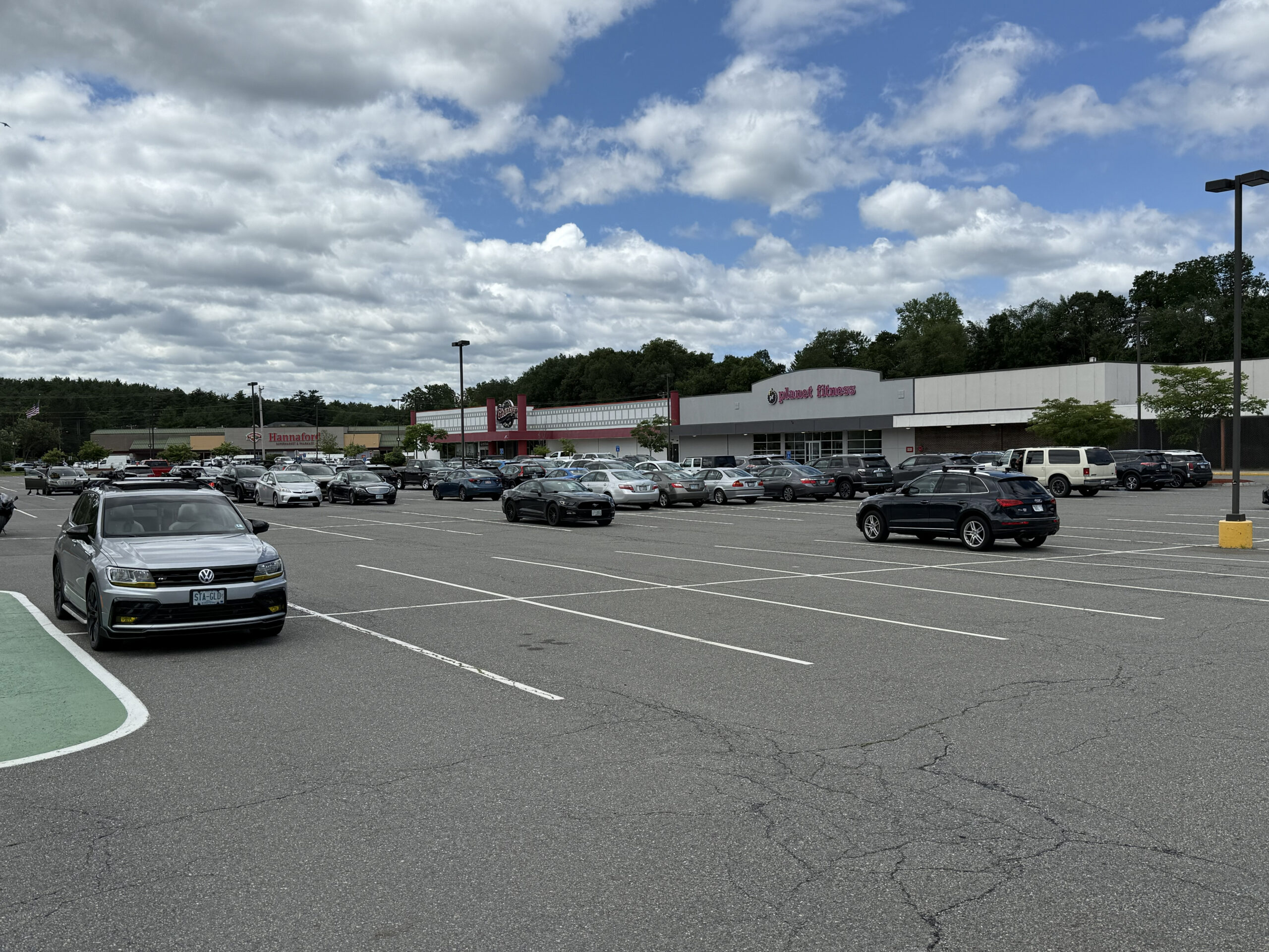 Nashua Mall Plaza - Zelco Properties